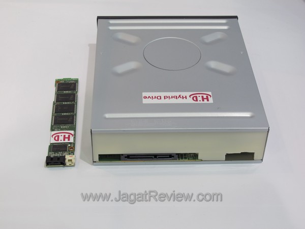 Computex 2011: Hitachi Hybrid Drive • Jagat Review