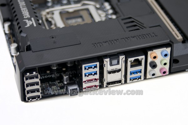 ASUS Sabertooth Z77: Board Tangguh untuk Pekerjaan Berat • Jagat Review