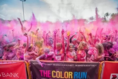 [PR] CIMB Niaga Mengusung The Color Run - 'Ajang Lari Santai 5K ...