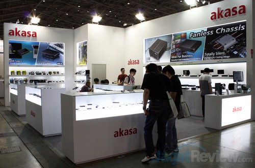 Computex 2015 Booth Raid: Akasa - Accesories • Jagat Review
