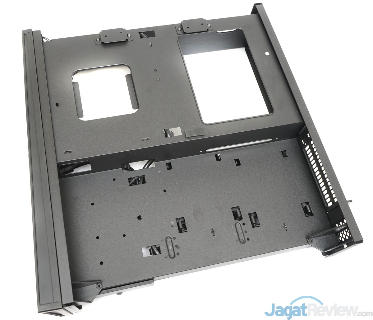 Review Casing Mini-ITX Silverstone Raven RVZ02 • Jagat Review