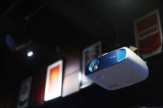 Direct Release: Semarak Bola di Layar Besar bersama BenQ 4K UHD HDR ...