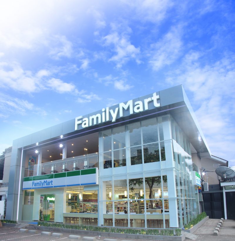 Direct Release: 3 Indonesia Membantu FamilyMart Mempercepat Ekspansi ...