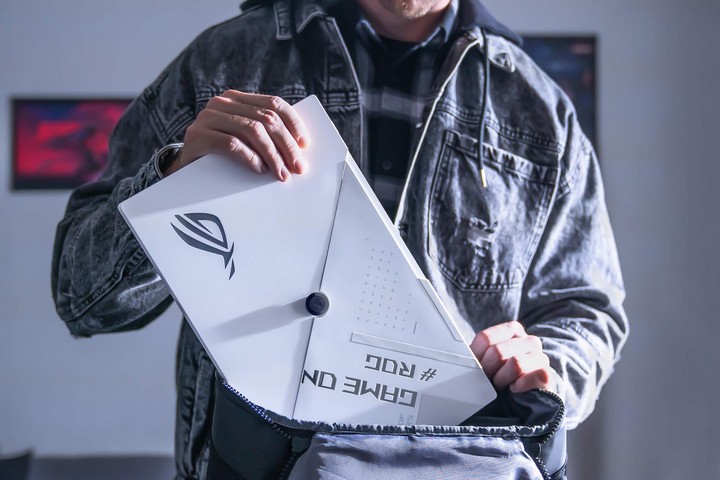 ASUS Umumkan Monitor Gaming ROG Strix XG16 • Jagat Review