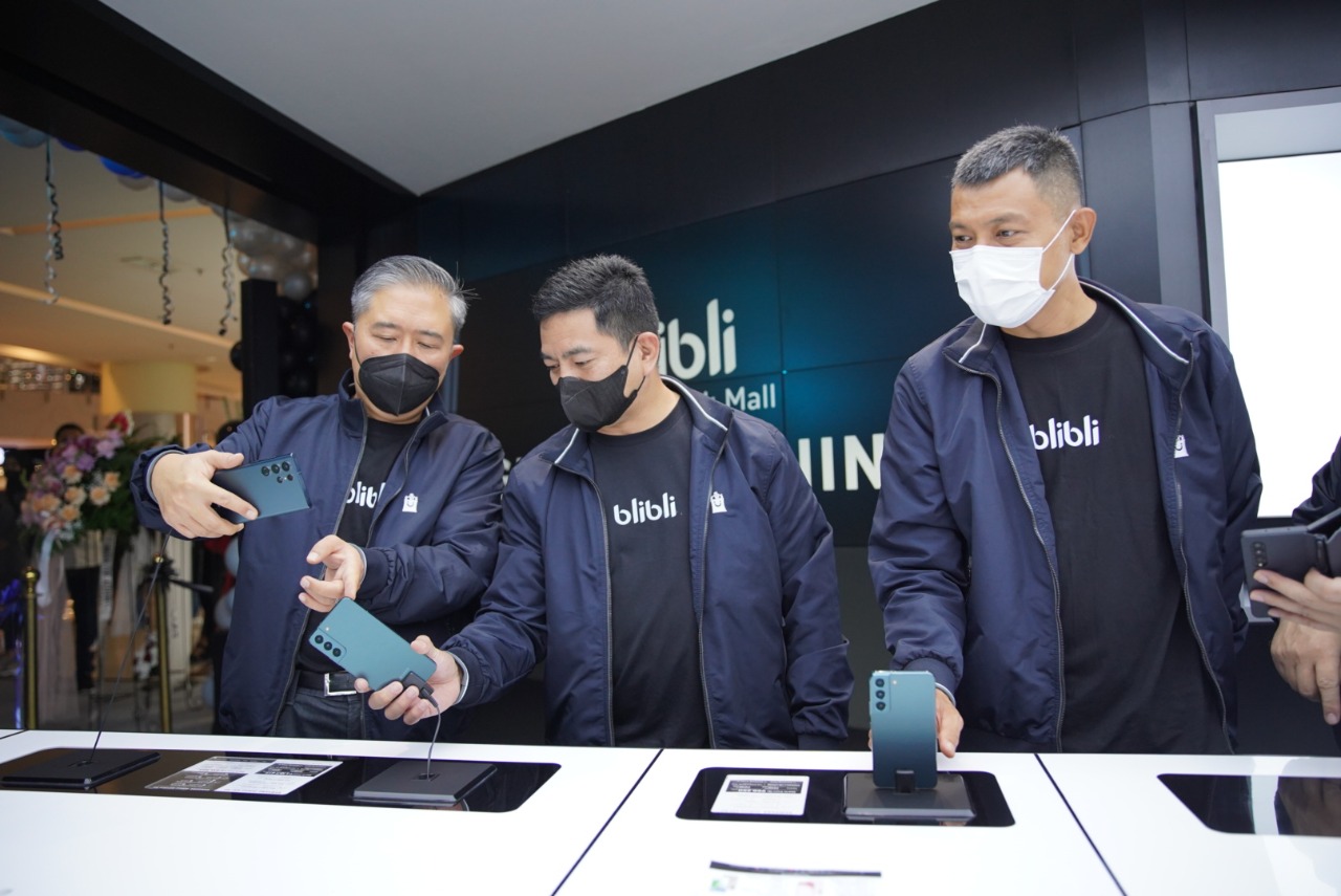 Direct Release: Resmi! Blibli Serempak Buka Tiga Toko Ritel Offline ...