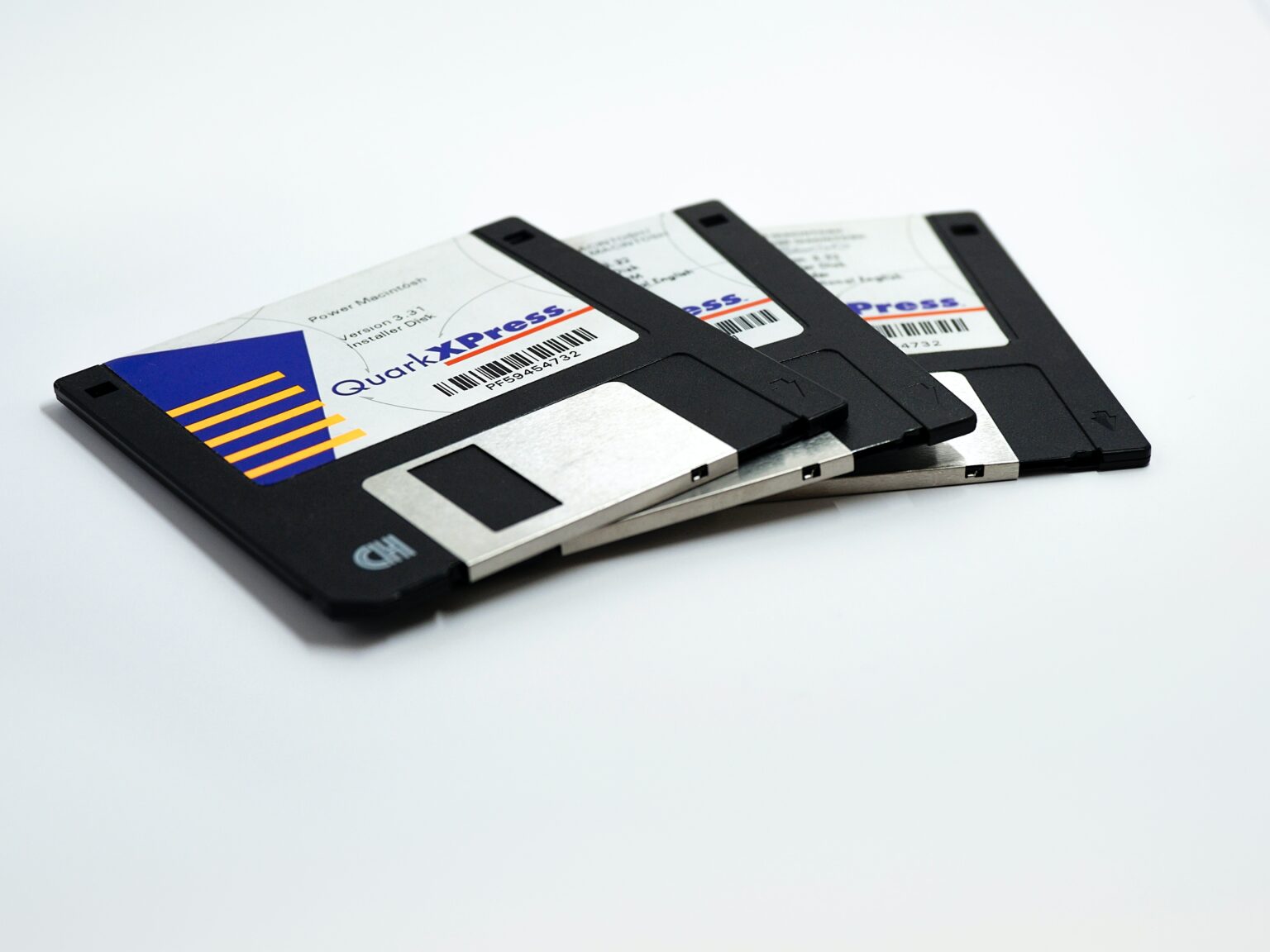 Nostalgia Teknologi: Floppy Disk • Jagat Review
