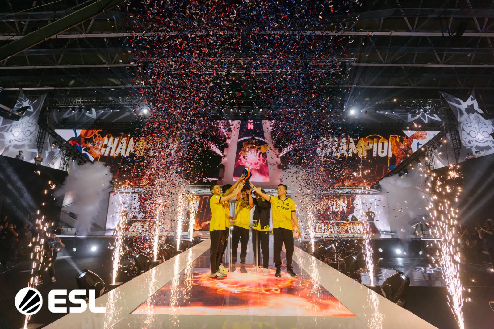 Direct Release: Onic Esports Raih Gelar Juara Mobile Legends: Bang Bang ...