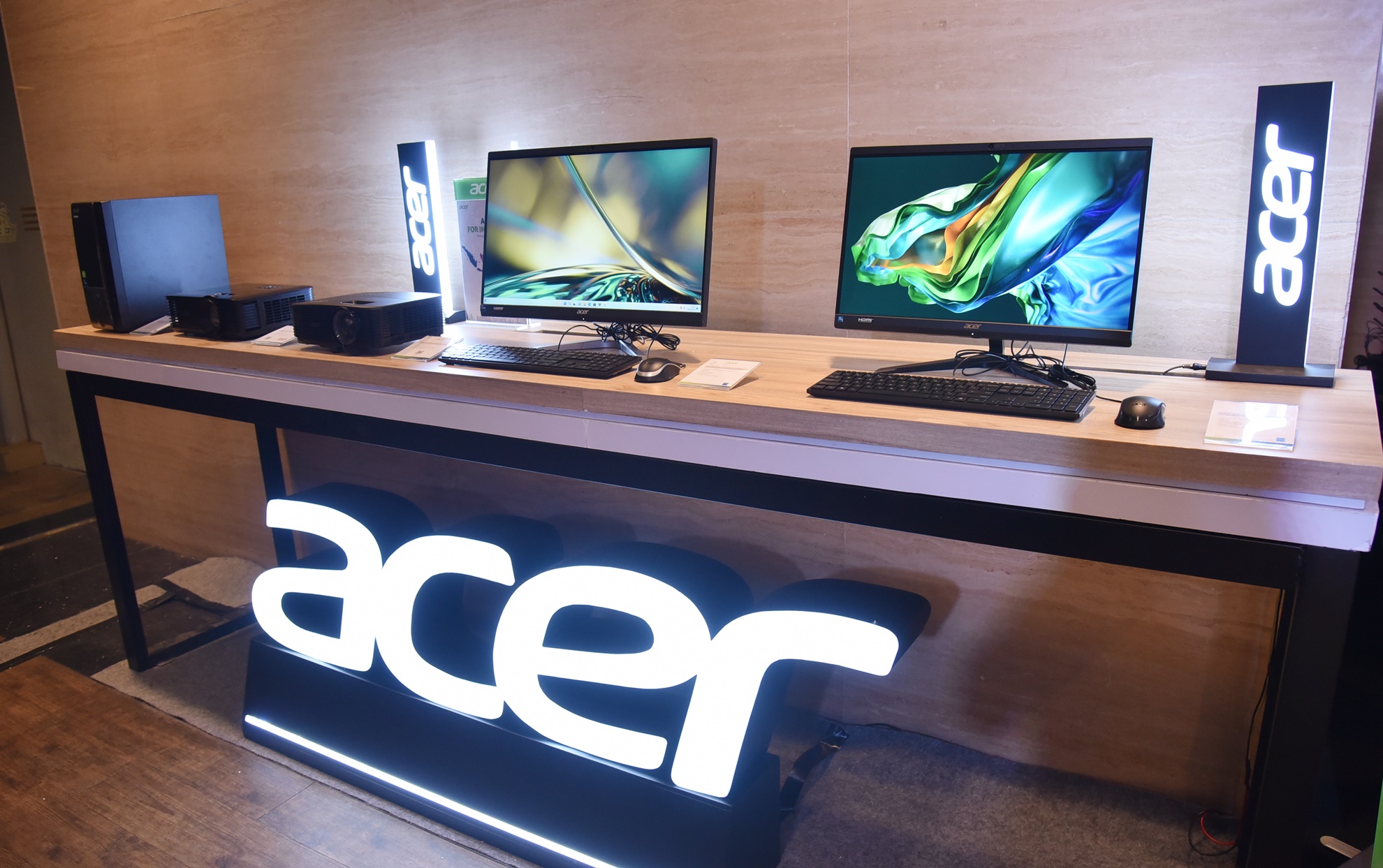 Jelang Ulang Tahun Ke-25, Acer Kenalkan Rangkaian Produk Konsumer dan ...