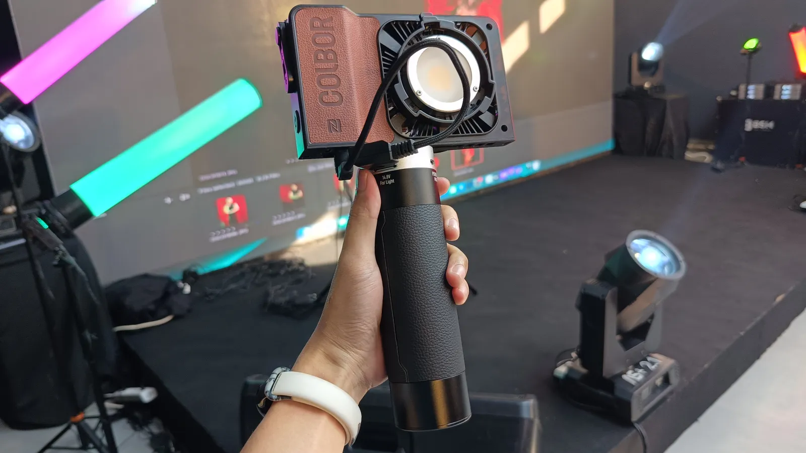 Colbor Wonder Series Resmi di Indonesia, Solusi Lightning Foto/Video ...