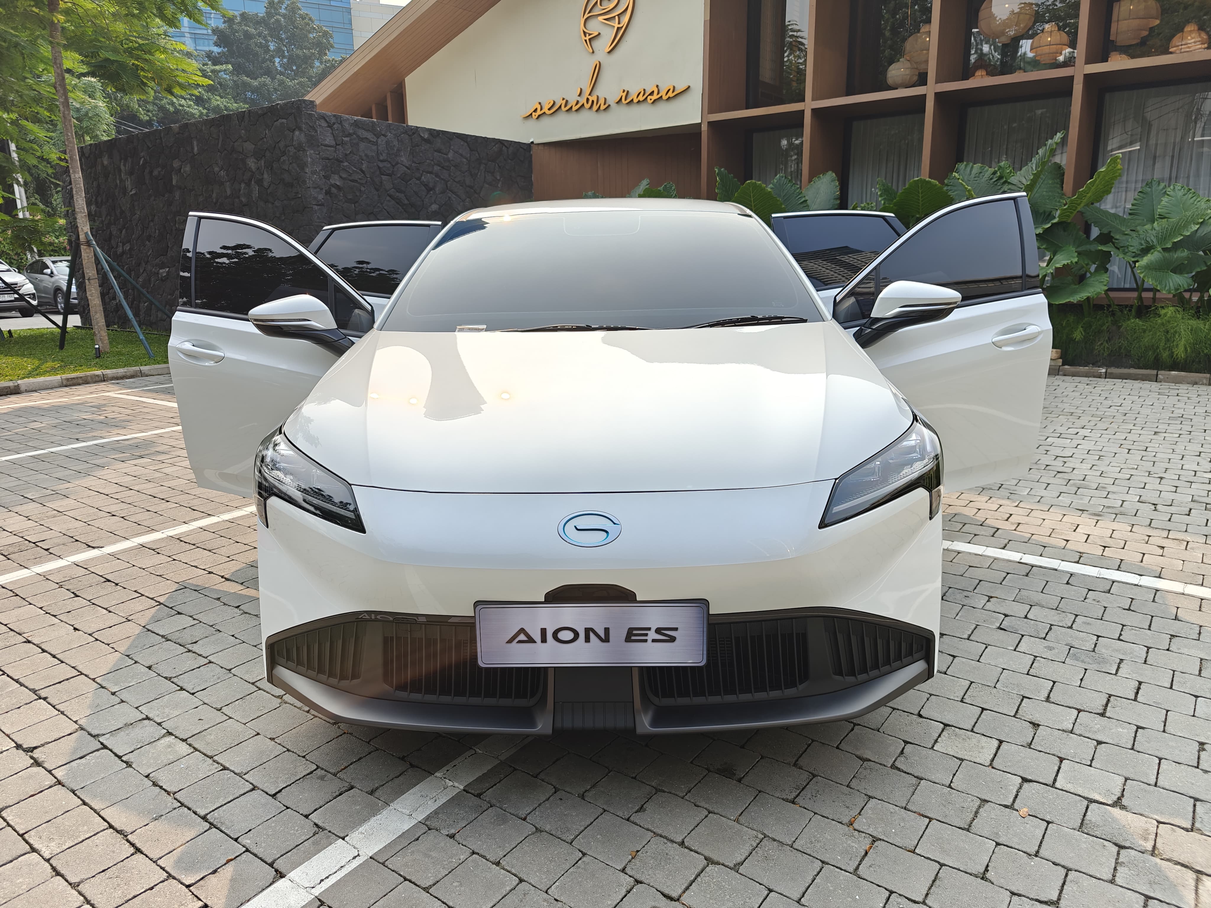 AION ES Siap Meluncur, Mobil Listrik Sedan Harga Di Bawah Rp 400 Juta • Jagat Review