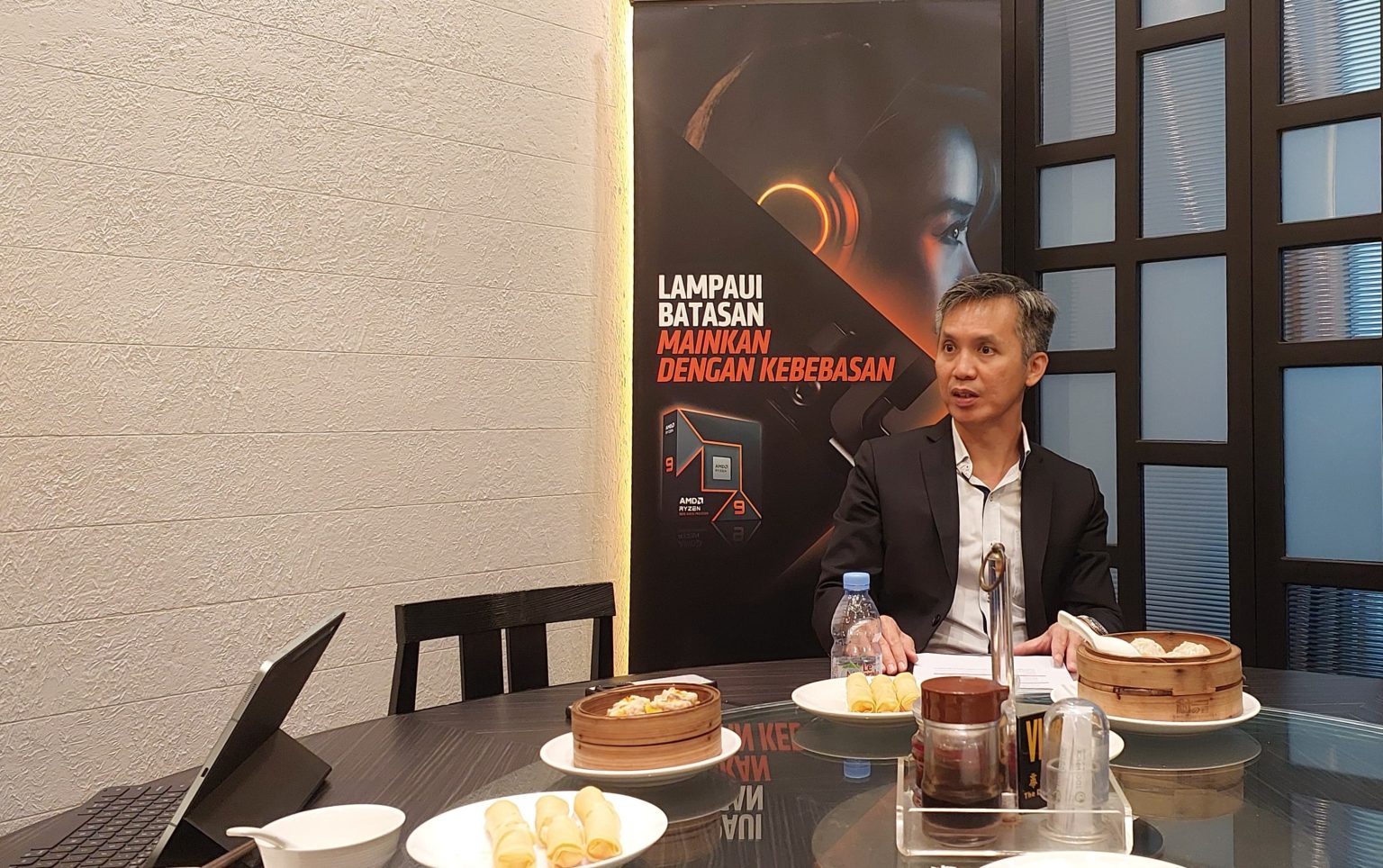Wawancara Eksklusif dengan Ryan Sim, Senior Director Component Channel ...