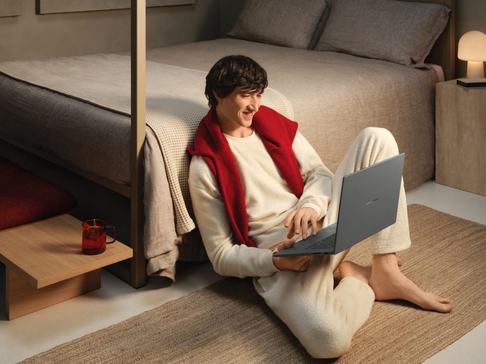 Rangkaian Laptop dan PC Desktop Terbaru dari ASUS di CES 2026 • Jagat ...